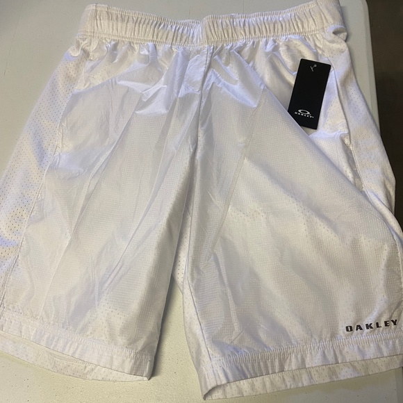 Oakley | Shorts | New 65 Mens Oakley Translucent Sunset Shorts White In ...